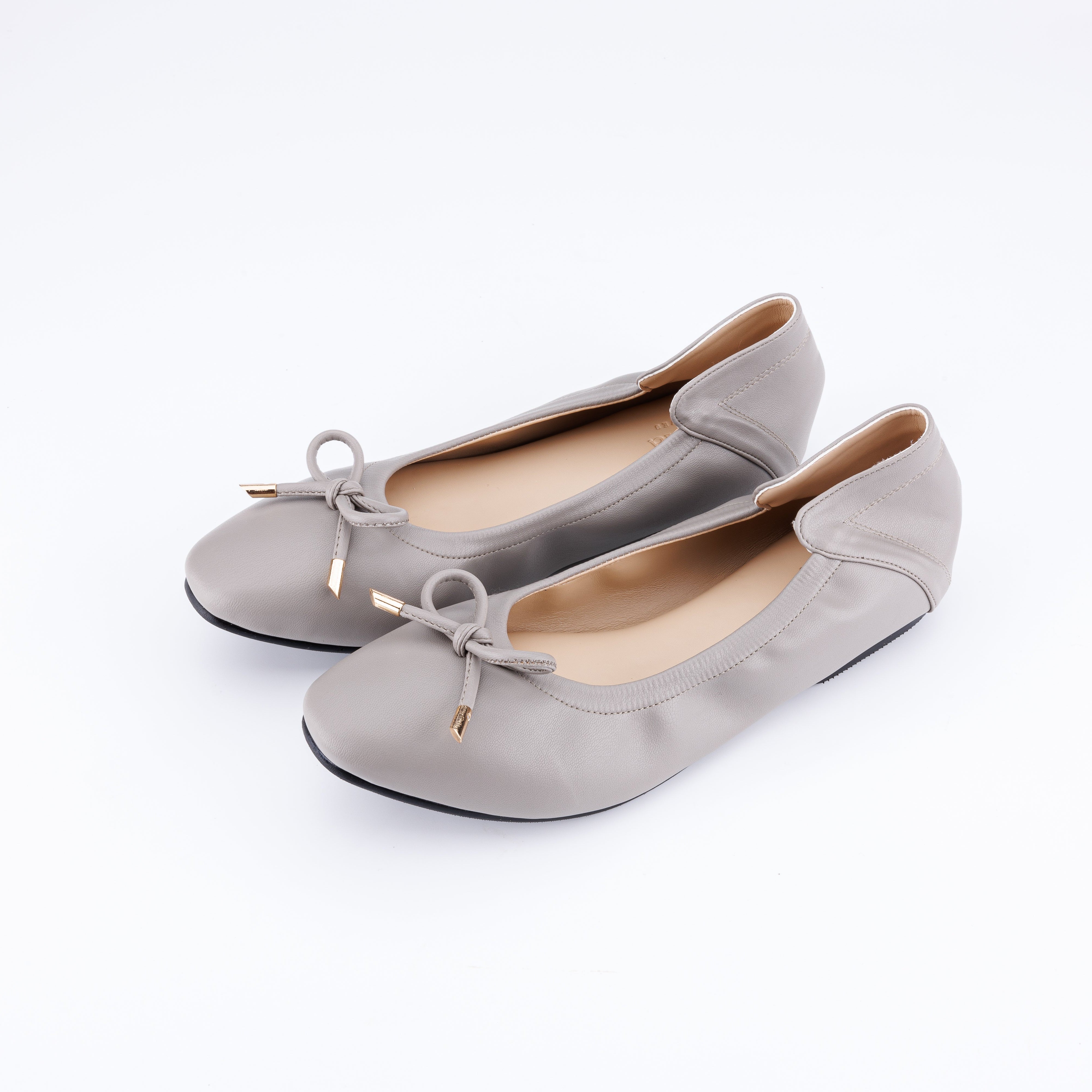 Hideko signature - grey – Peucha.official